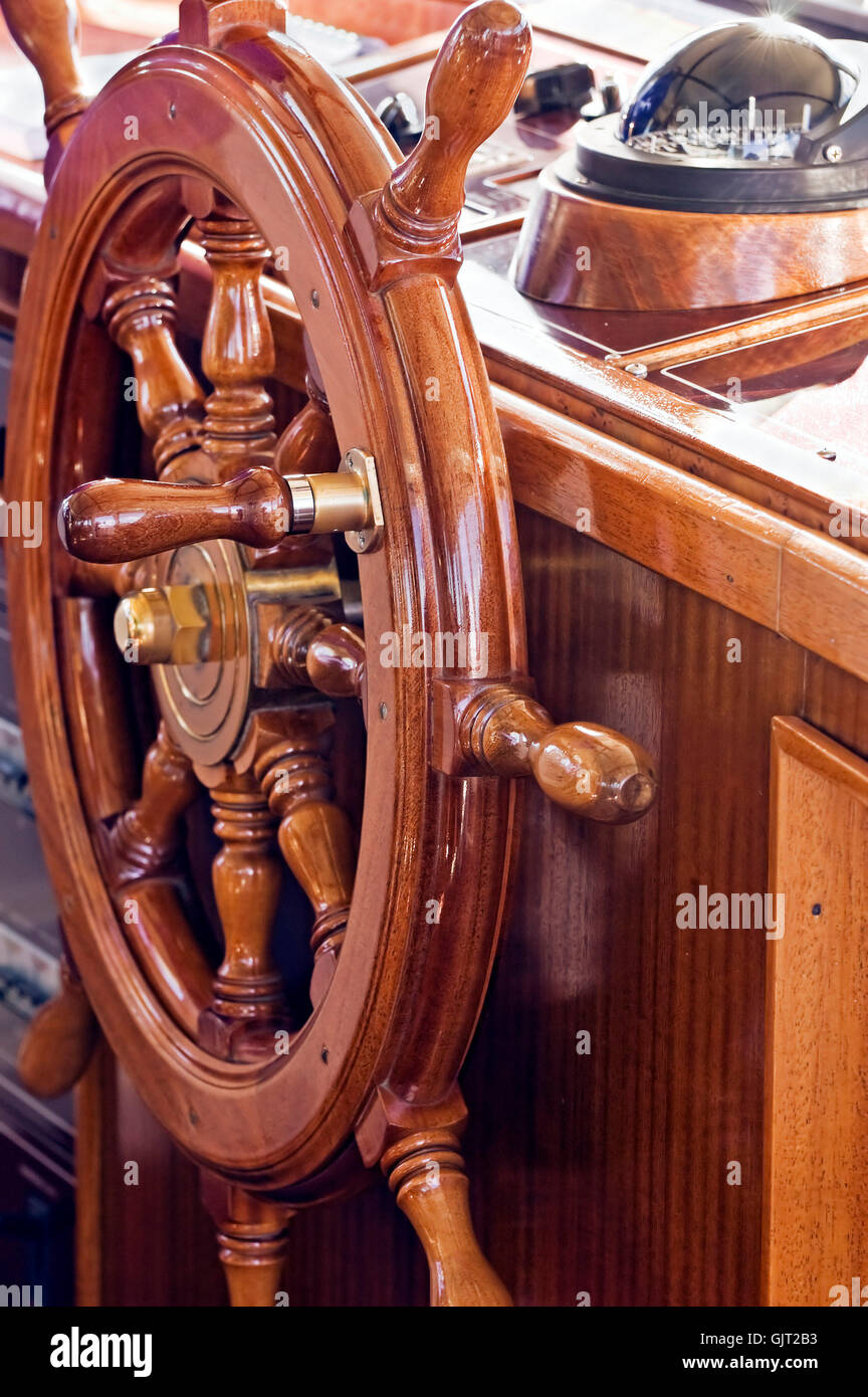 wheel boat controls Stock Photo - Alamy