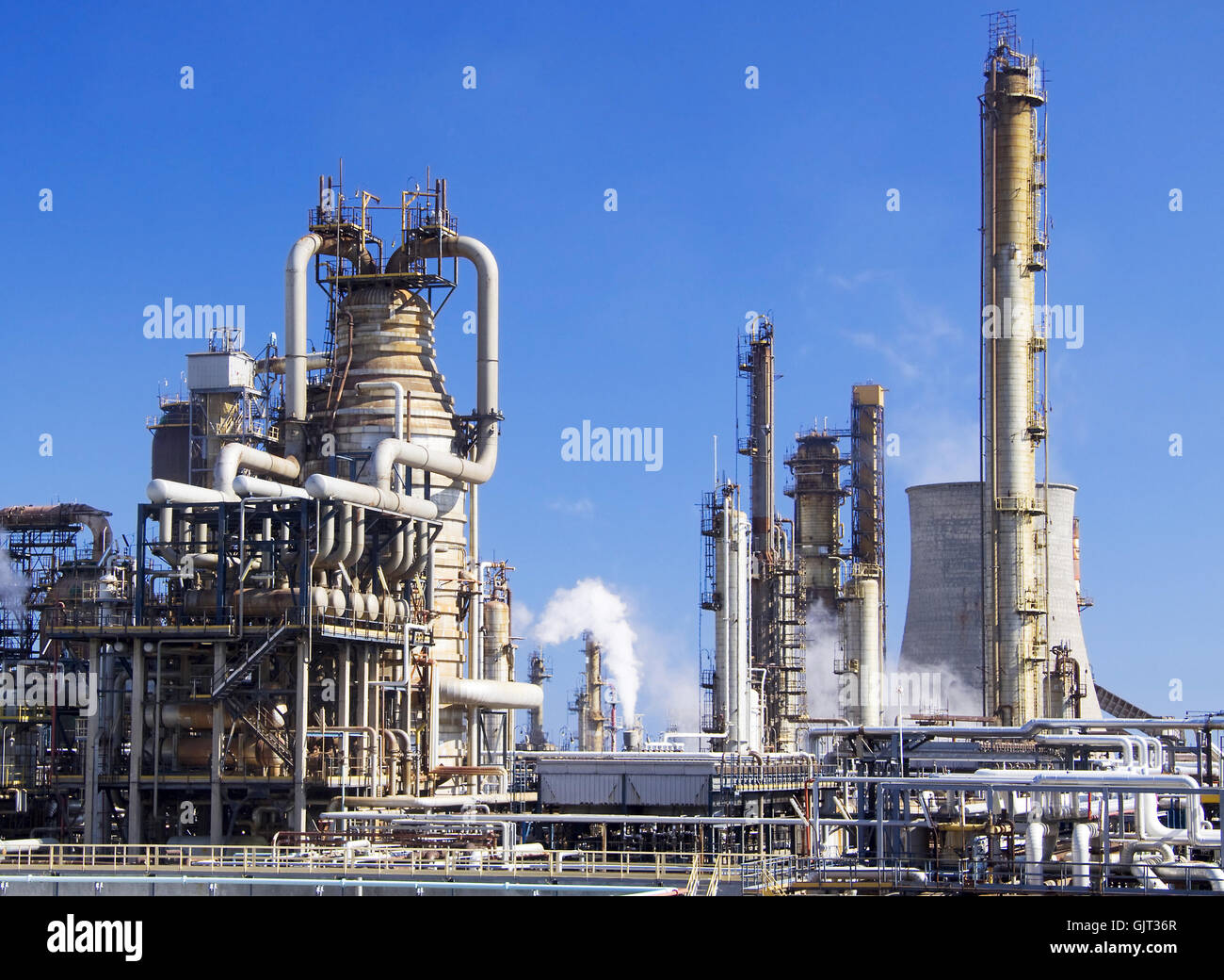 Smokestacks hi-res stock photography and images - Alamy