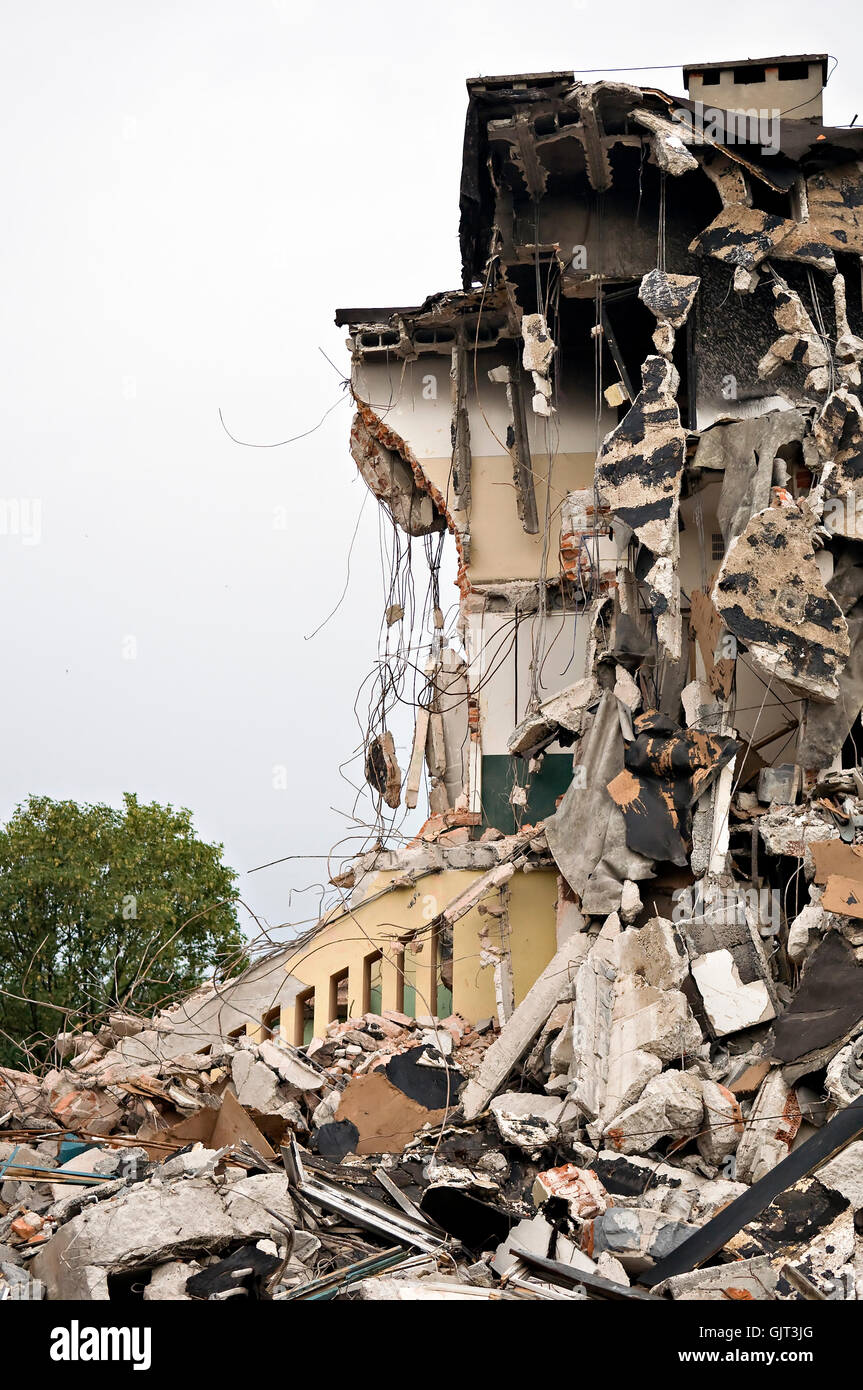 ruin destruction debris Stock Photo - Alamy