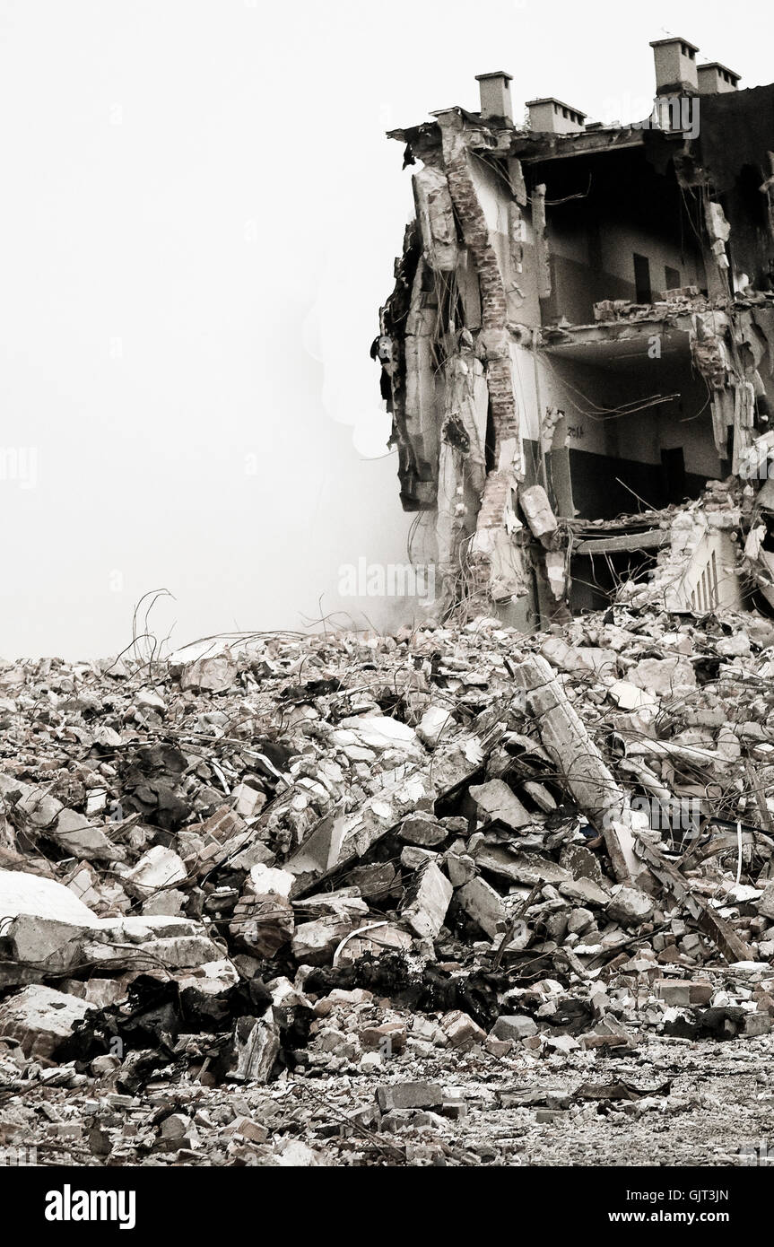 Batter soil hi-res stock photography and images - Alamy