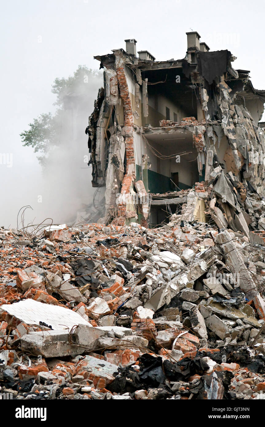 ruin destruction debris Stock Photo - Alamy