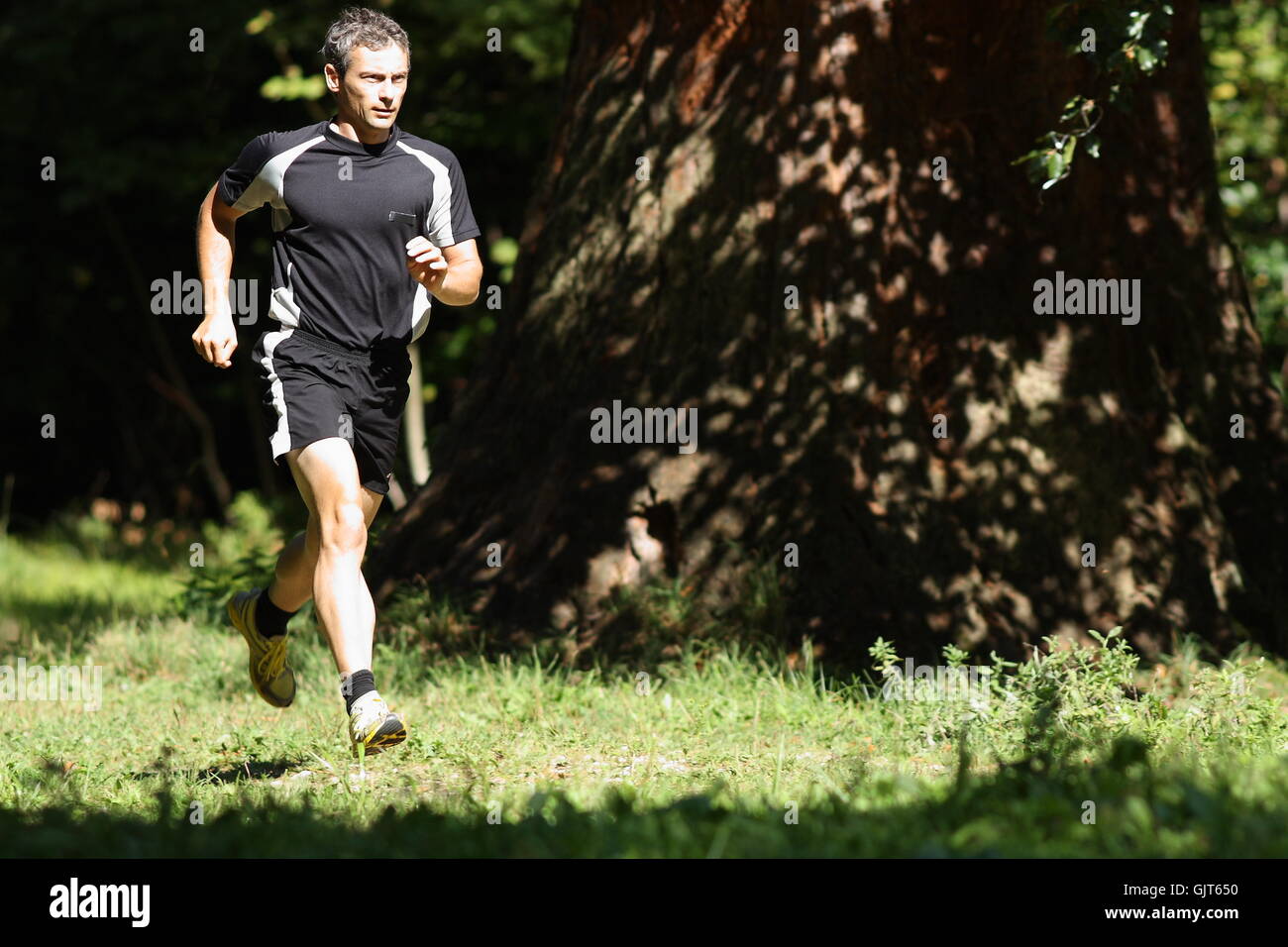 Free runners hi-res stock photography and images - Alamy