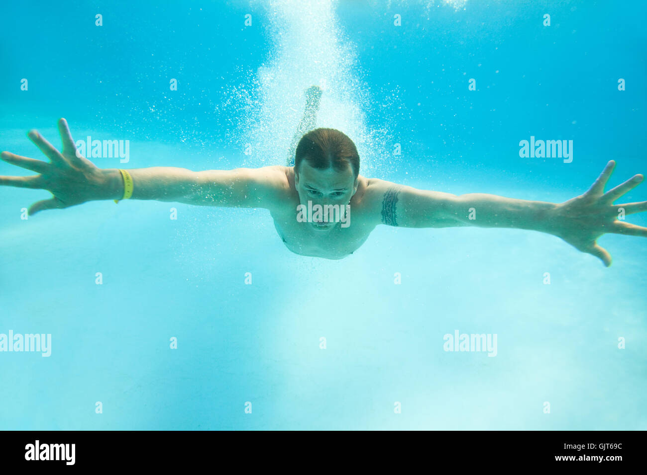 Person underwater hi-res stock photography and images - Alamy