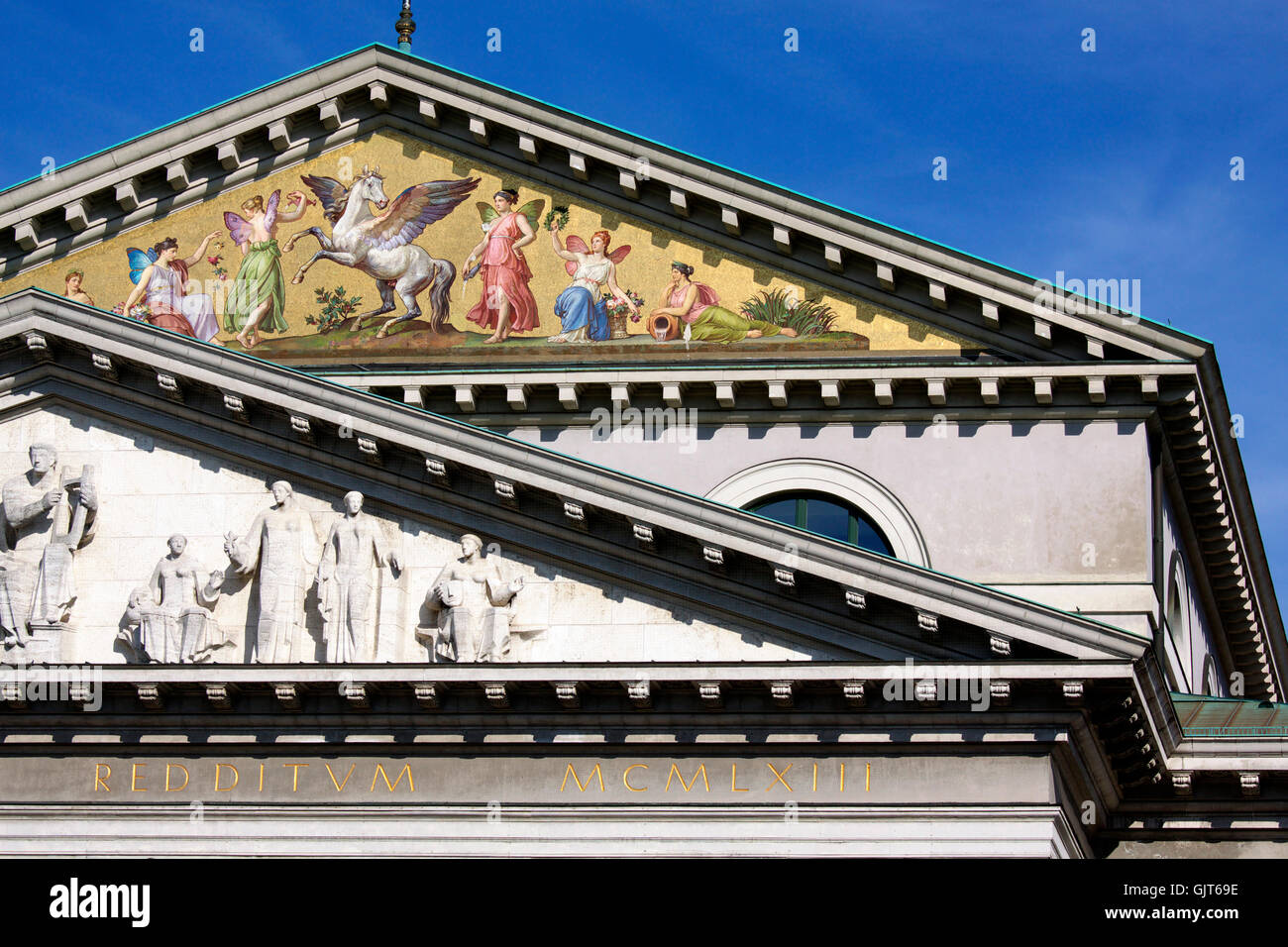 culture opera theatre Stock Photo - Alamy