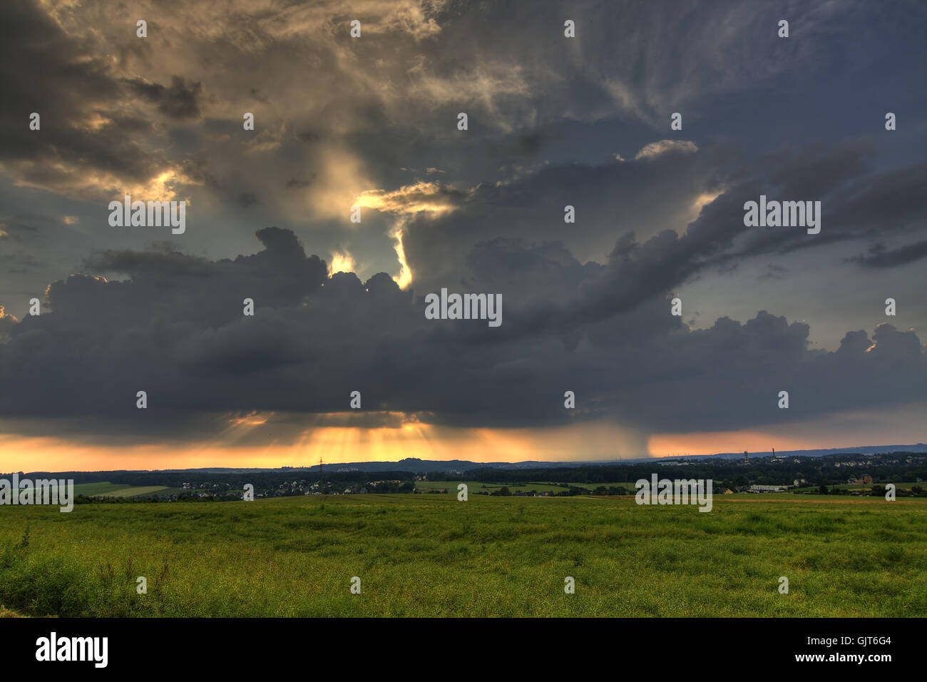Thunder at the border hi-res stock photography and images - Alamy
