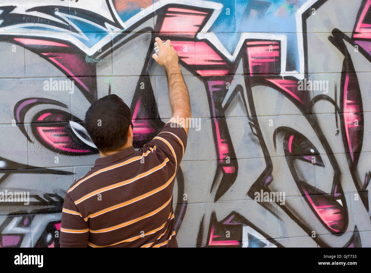 Gangster spray paint hi-res stock photography and images - Alamy