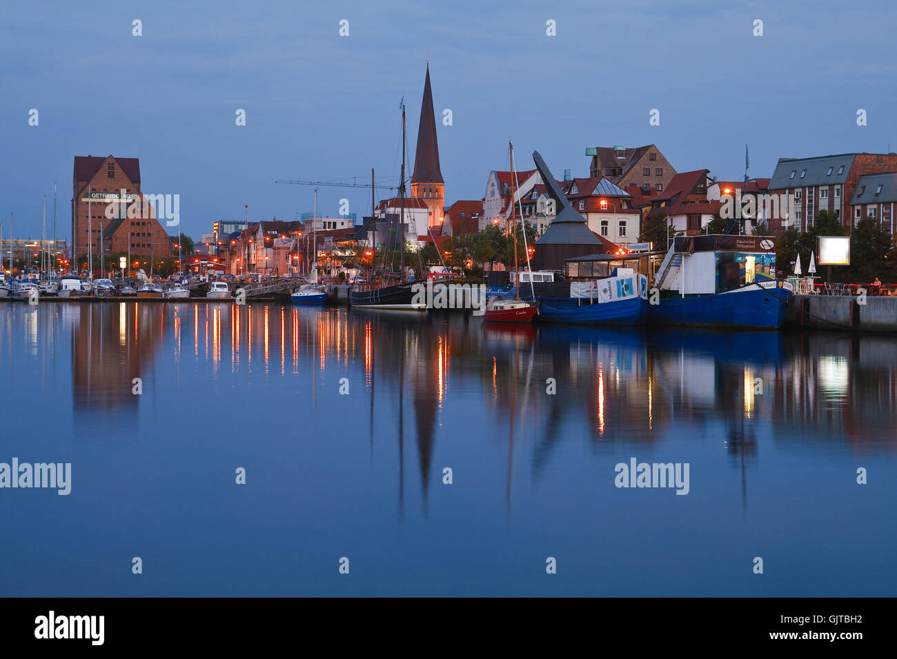 Quotblaue hi-res stock photography and images - Alamy