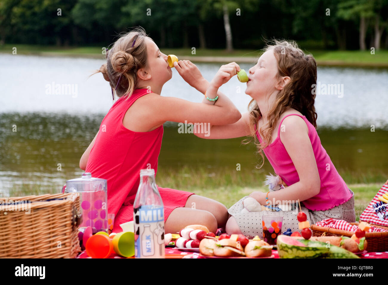 laugh laughs laughing Stock Photo - Alamy