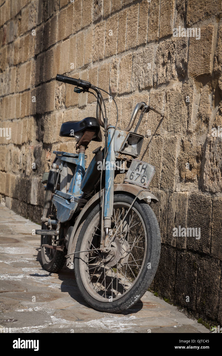 Moped tyre hi-res stock photography and images - Alamy