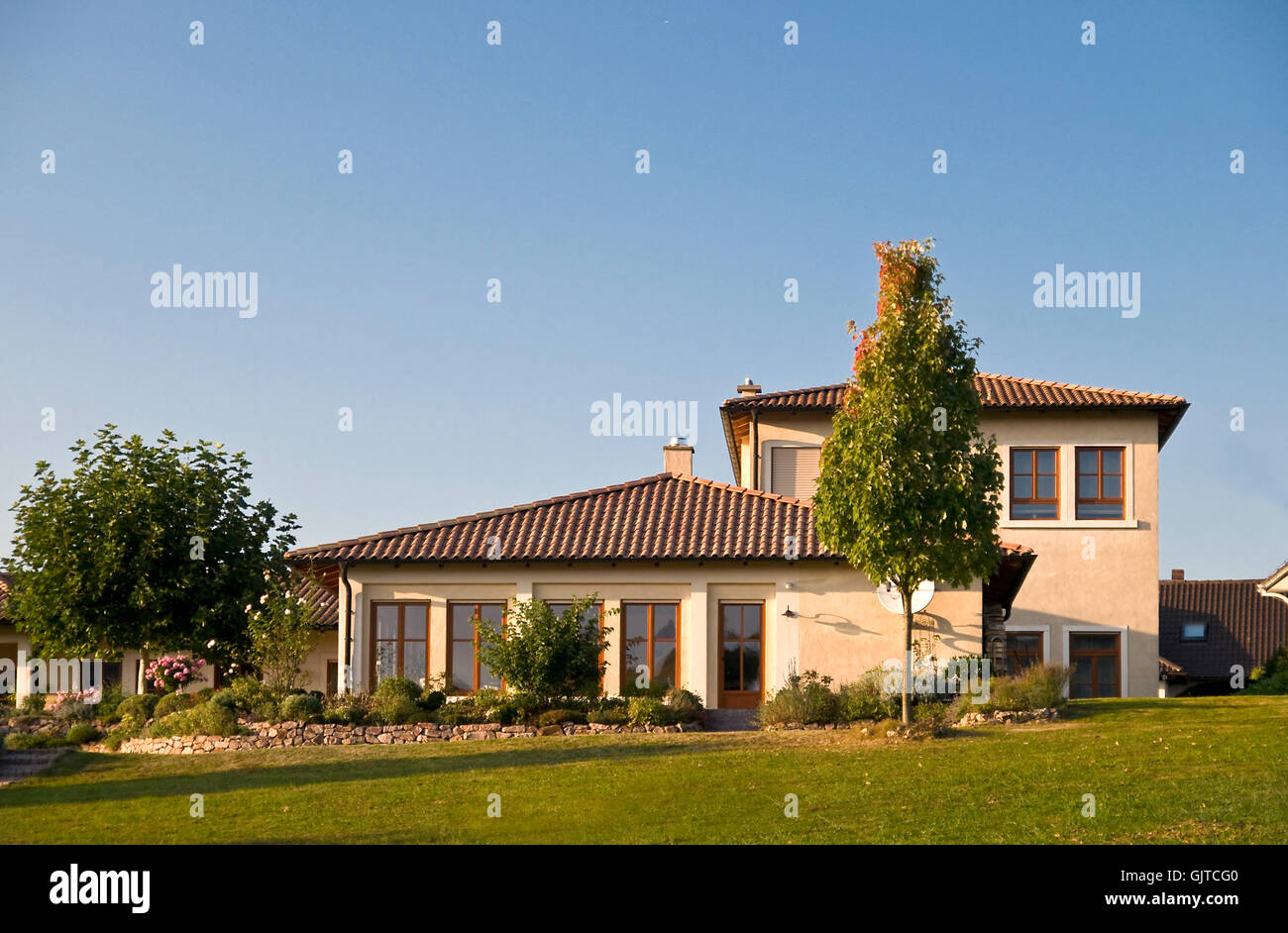 New build detached house hi-res stock photography and images - Alamy