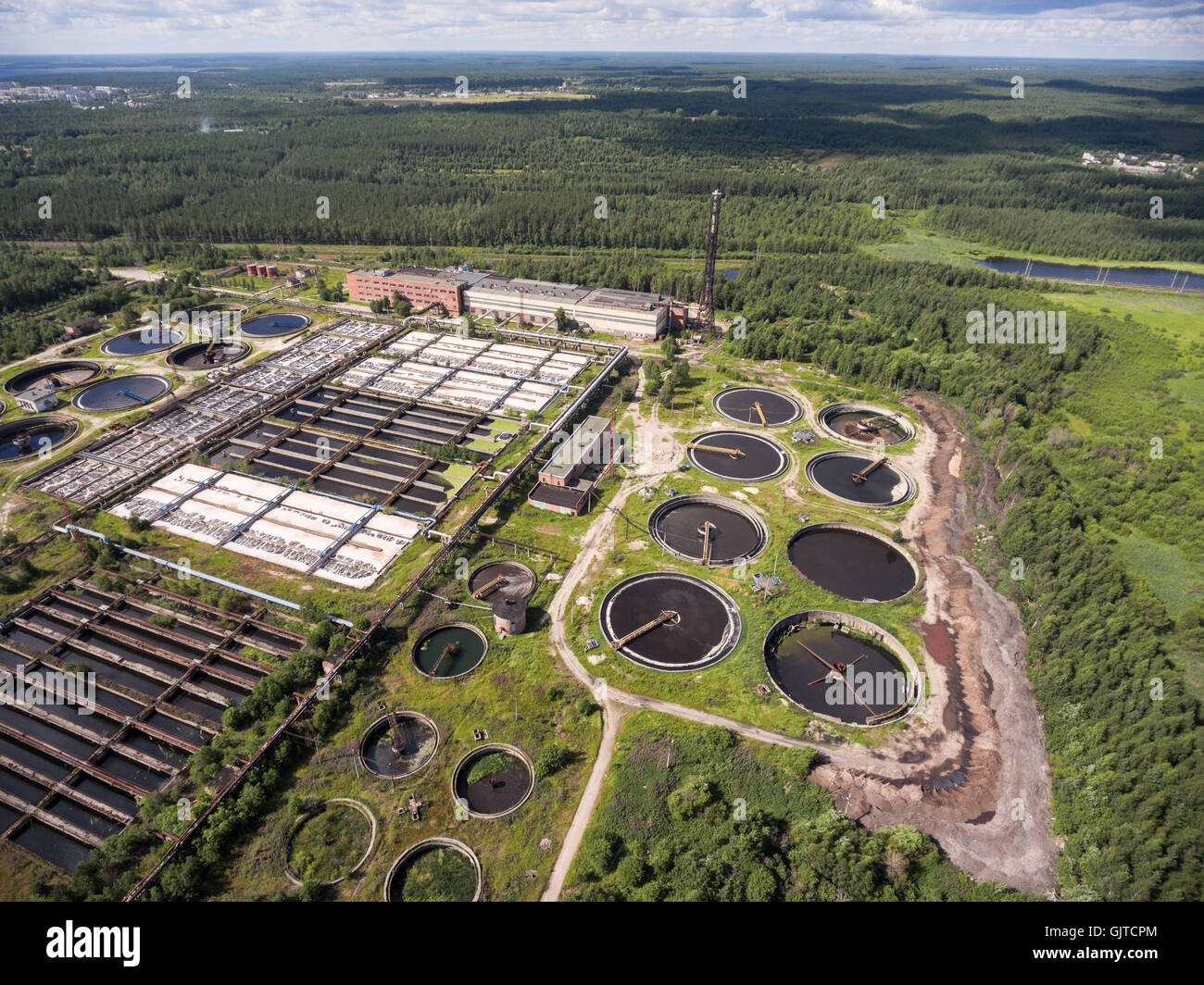 Settling ponds hi-res stock photography and images - Alamy