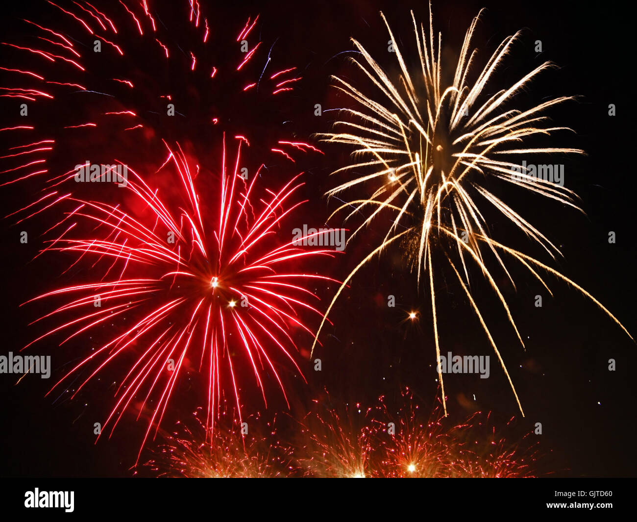 Firework coloured hi-res stock photography and images - Alamy