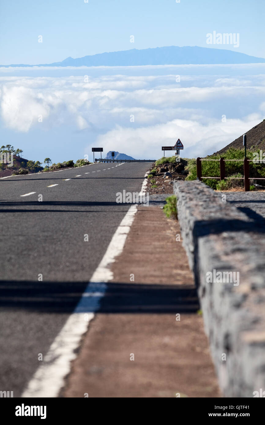 TF-38 route is connecting the Teide volcano and Vilaflor village on ...