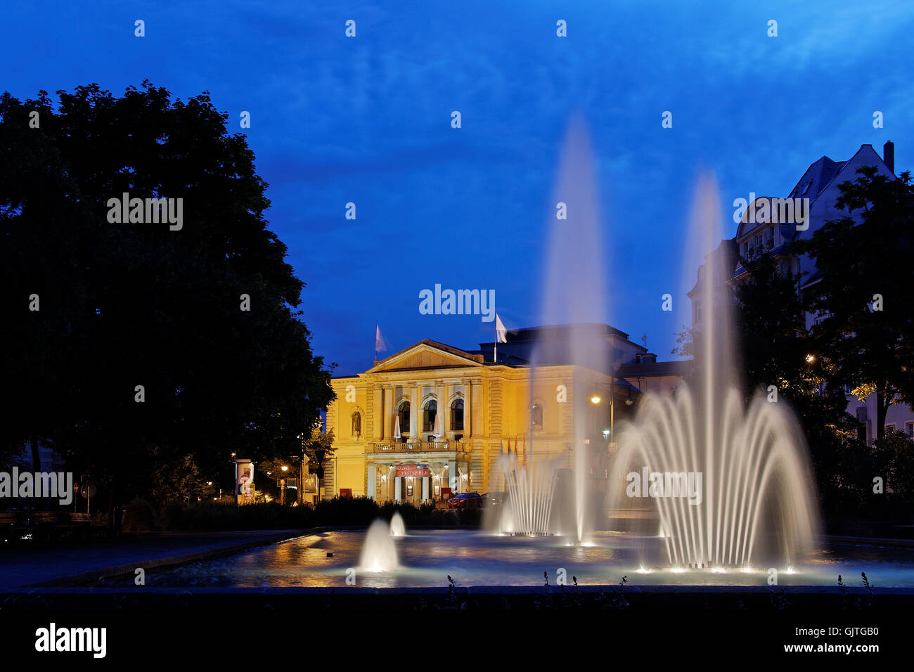 Theater halle hi-res stock photography and images - Alamy