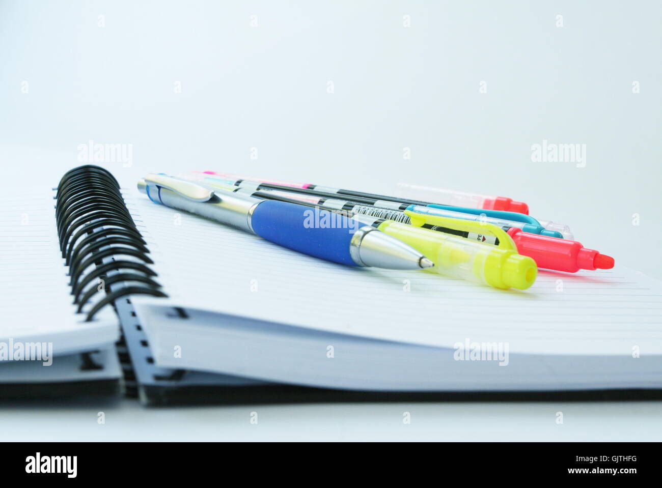 Note memo remember remind remembering hi-res stock photography and ...