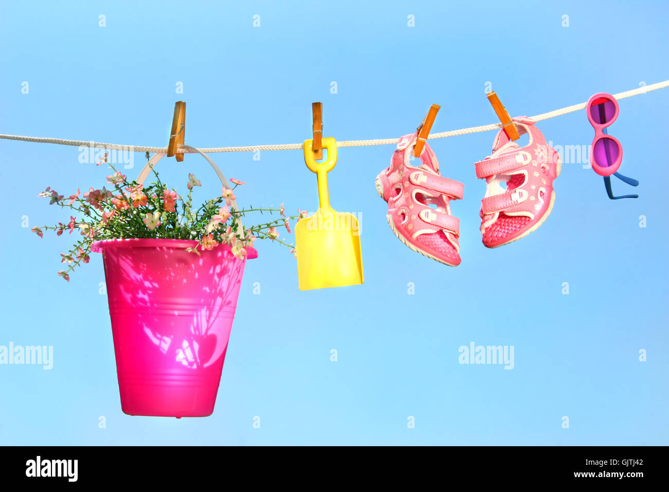 Clothesline game hi-res stock photography and images - Alamy