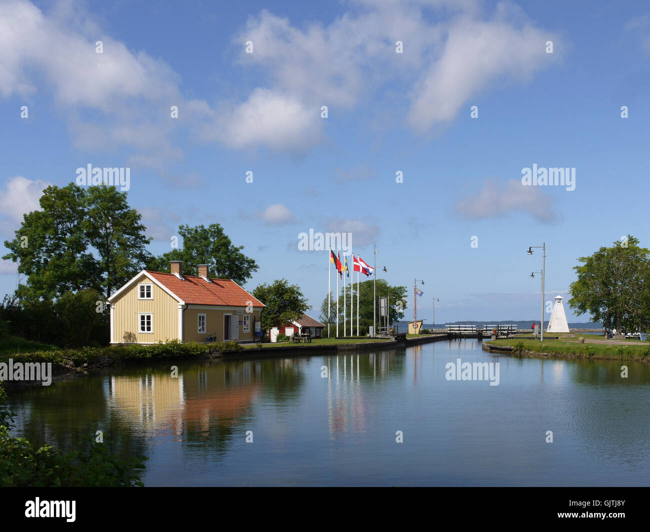 Sluice house hi-res stock photography and images - Alamy
