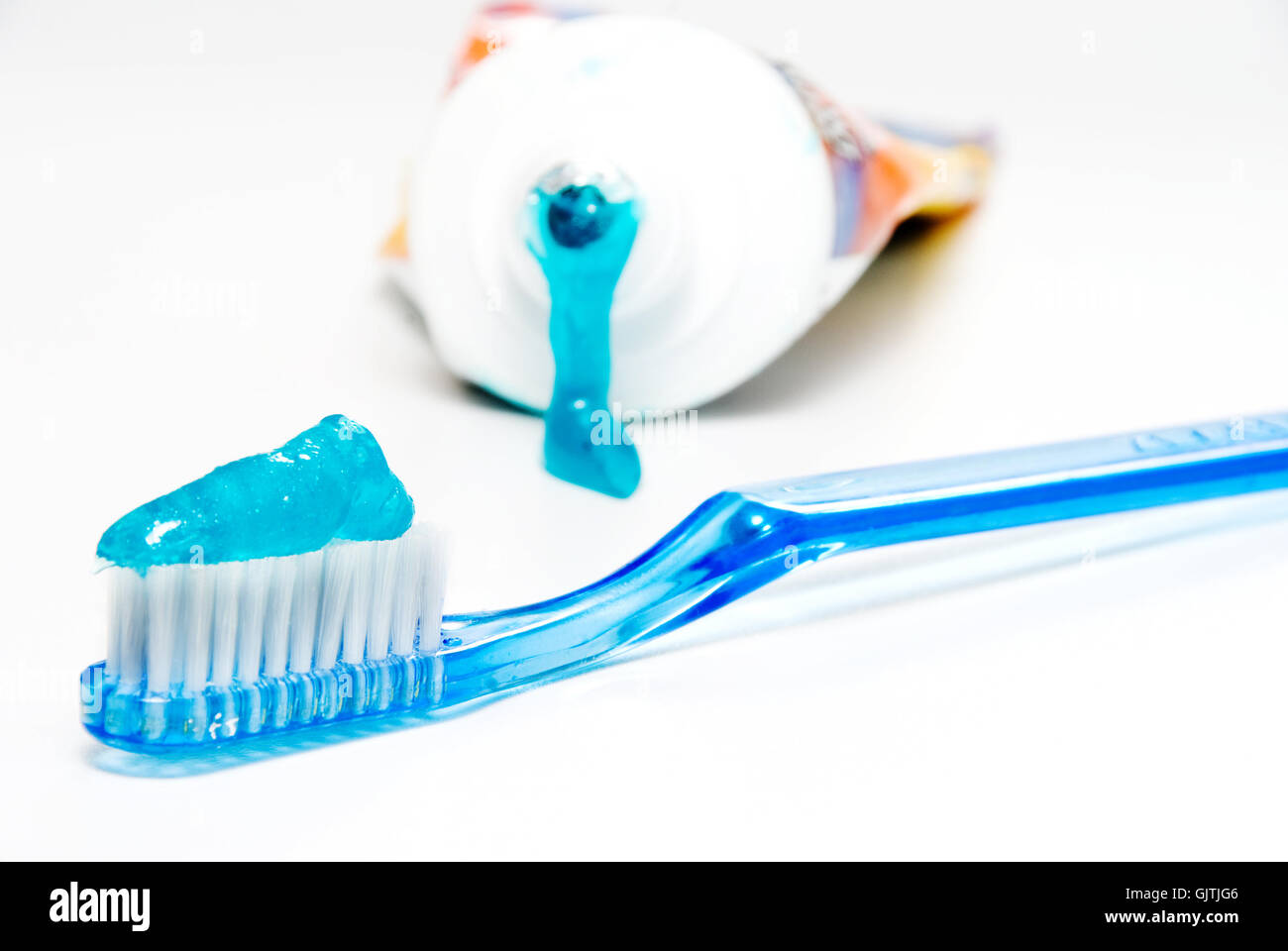 toothpaste tooth brush Stock Photo - Alamy