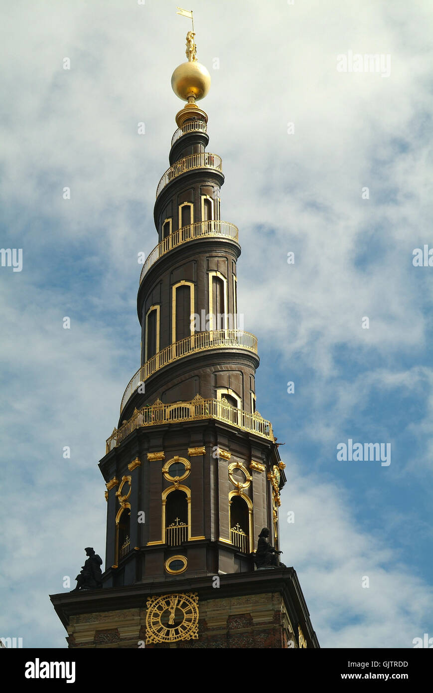 Gold steeple hi-res stock photography and images - Alamy