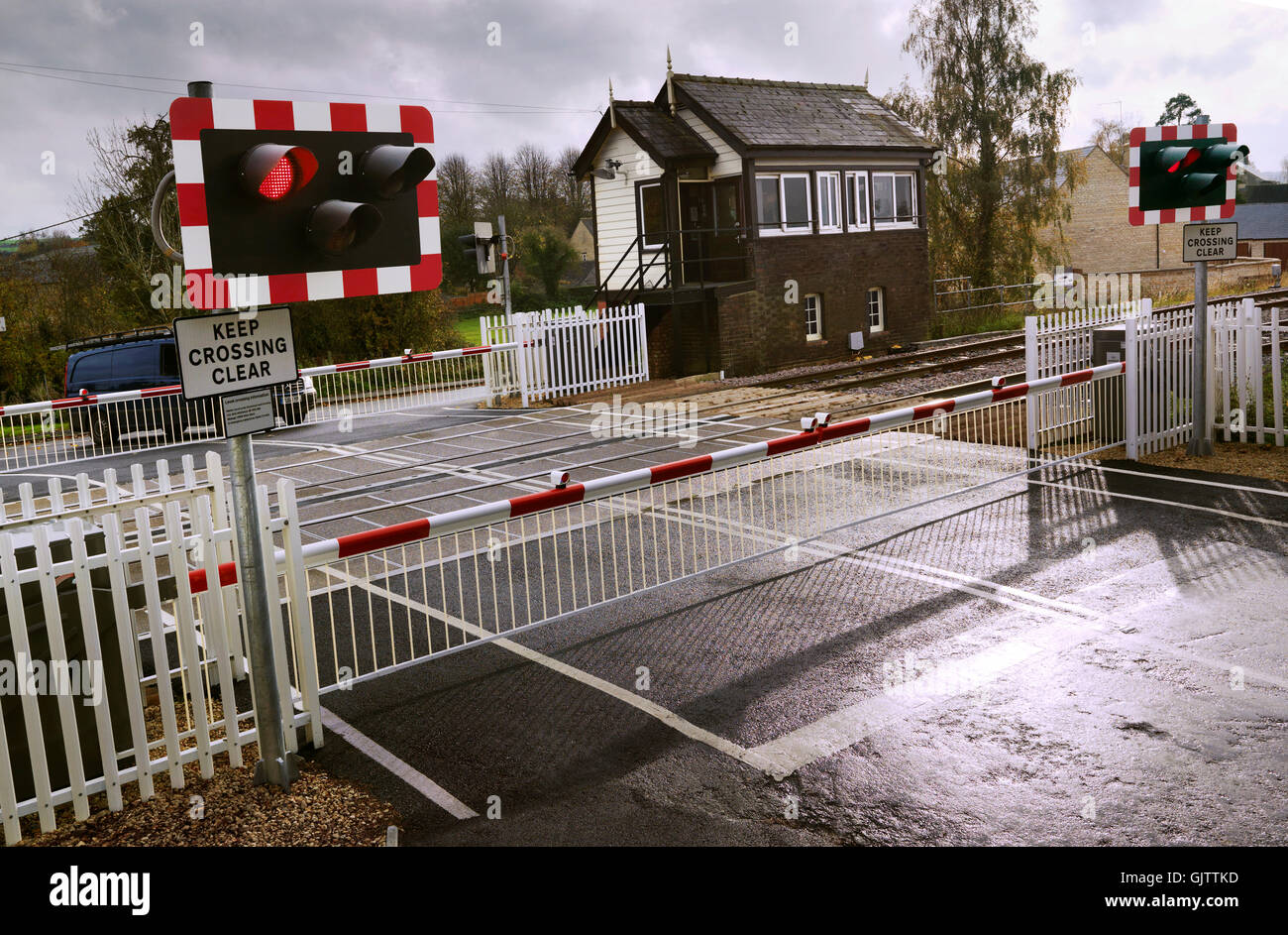 Railway level crossing gate hi-res stock photography and images - Alamy Railway level crossing gate hi-res stock photography and images - Alamy