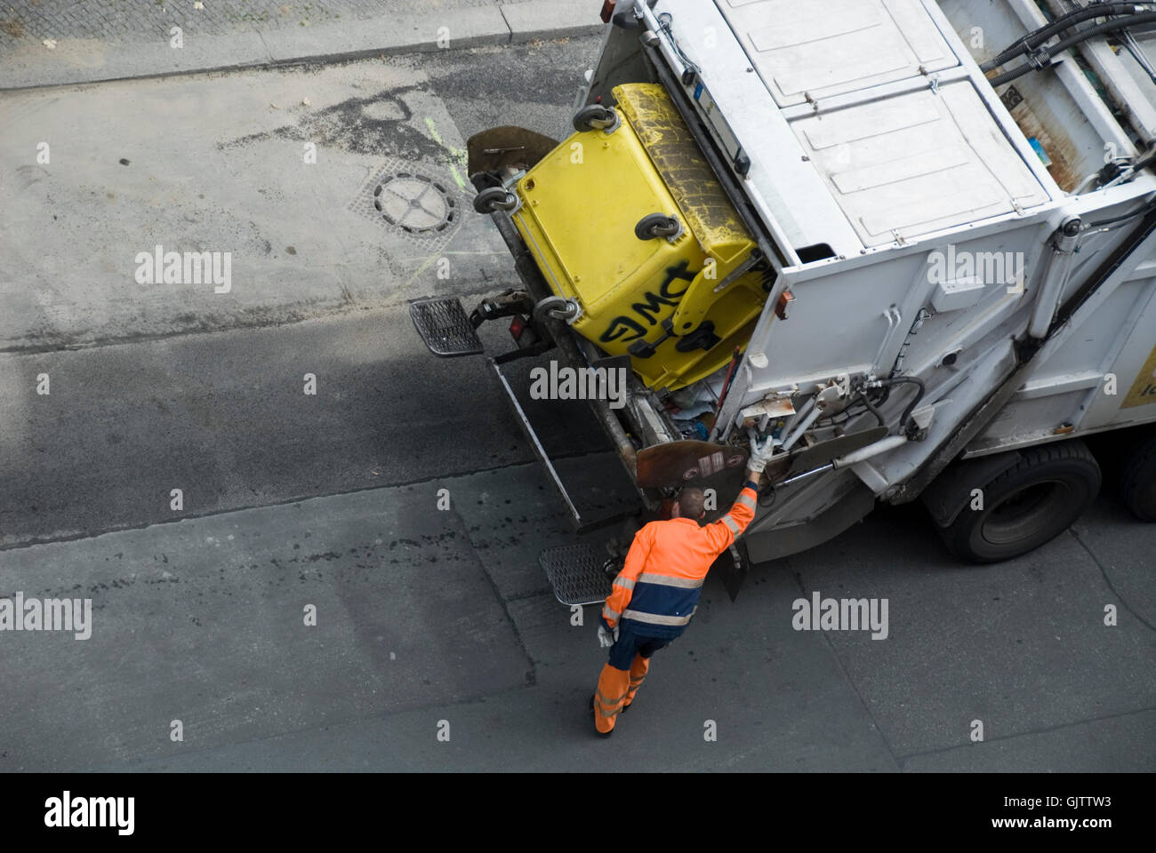 service garbage collection waste disposal Stock Photo - Alamy