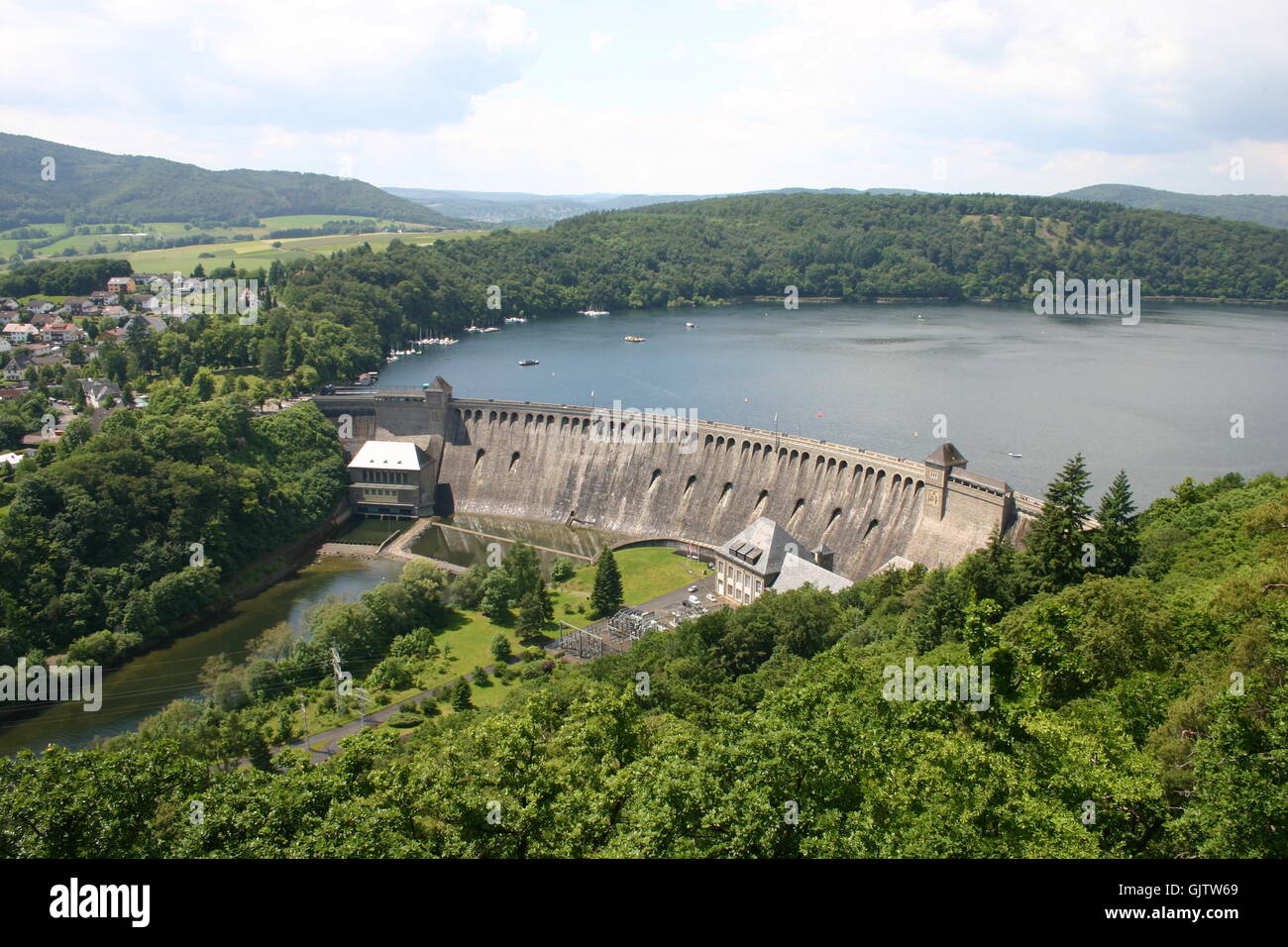 Ocean dam hi-res stock photography and images - Alamy