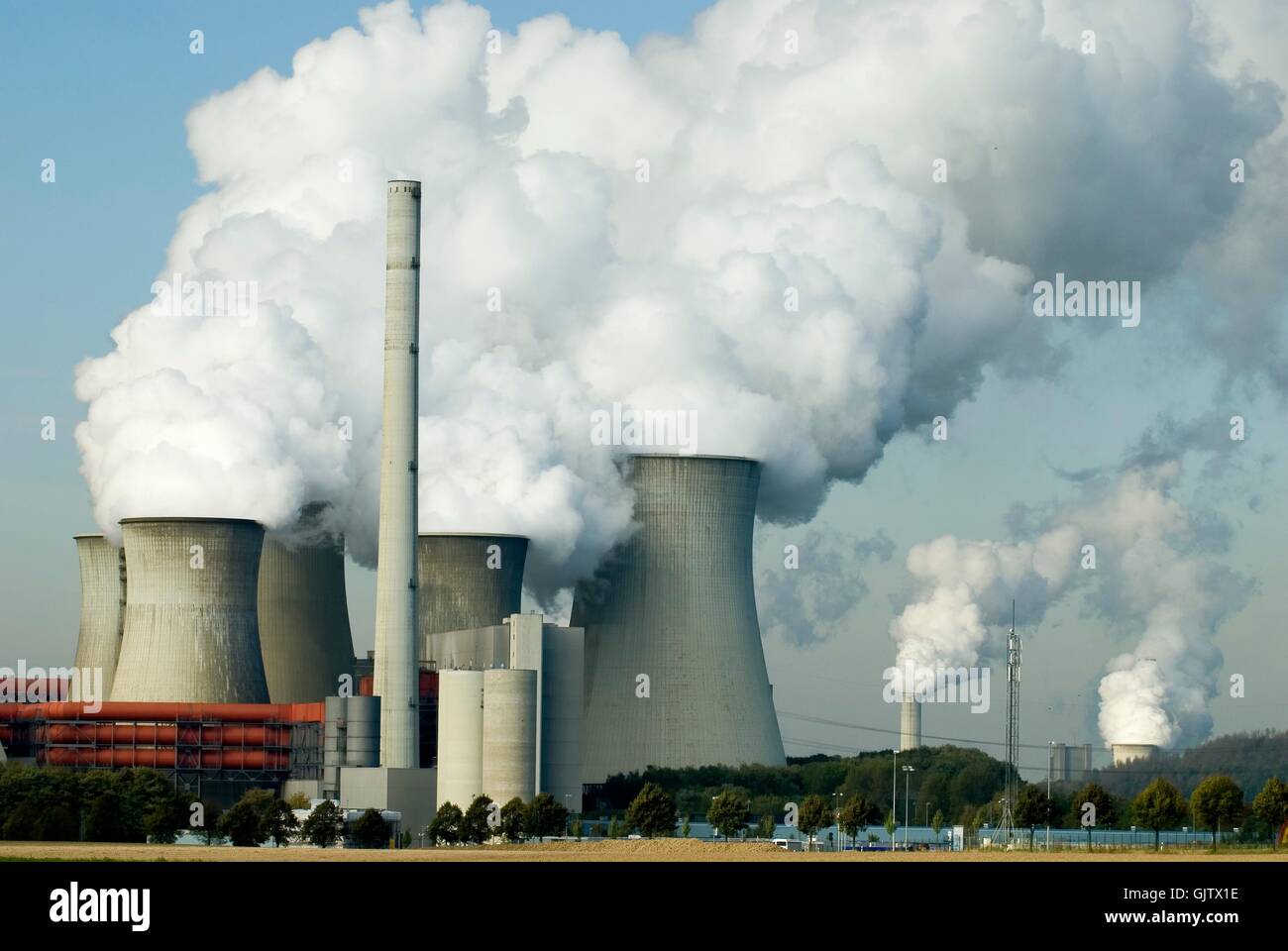 power station generation of electricity power generation Stock Photo ...