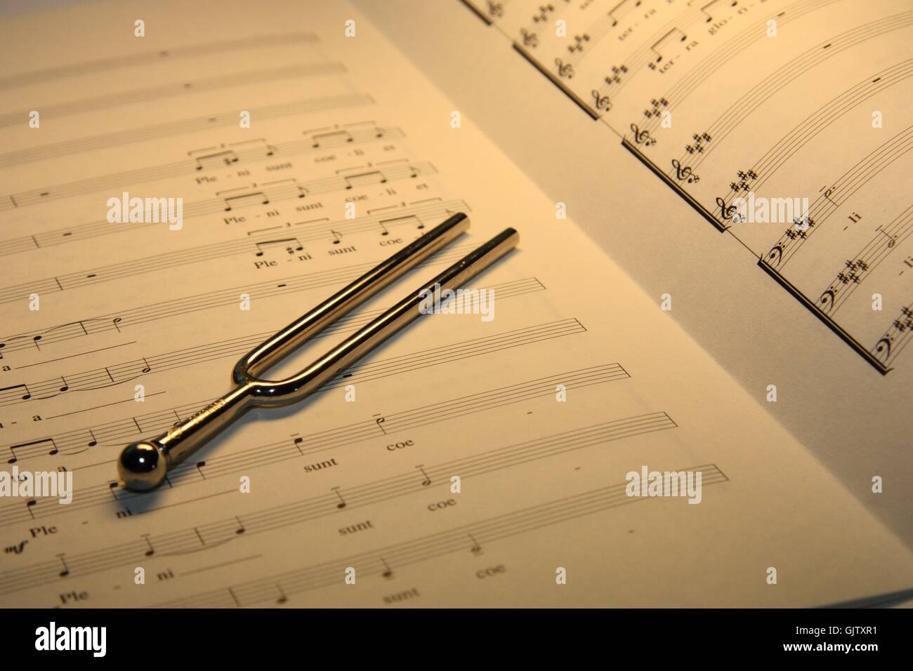 music notes clef Stock Photo - Alamy