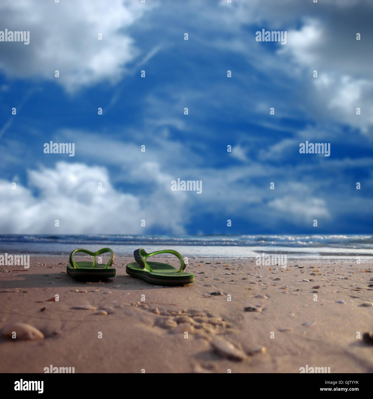 Wave vacation holiday coastal scene hi-res stock photography and images ...