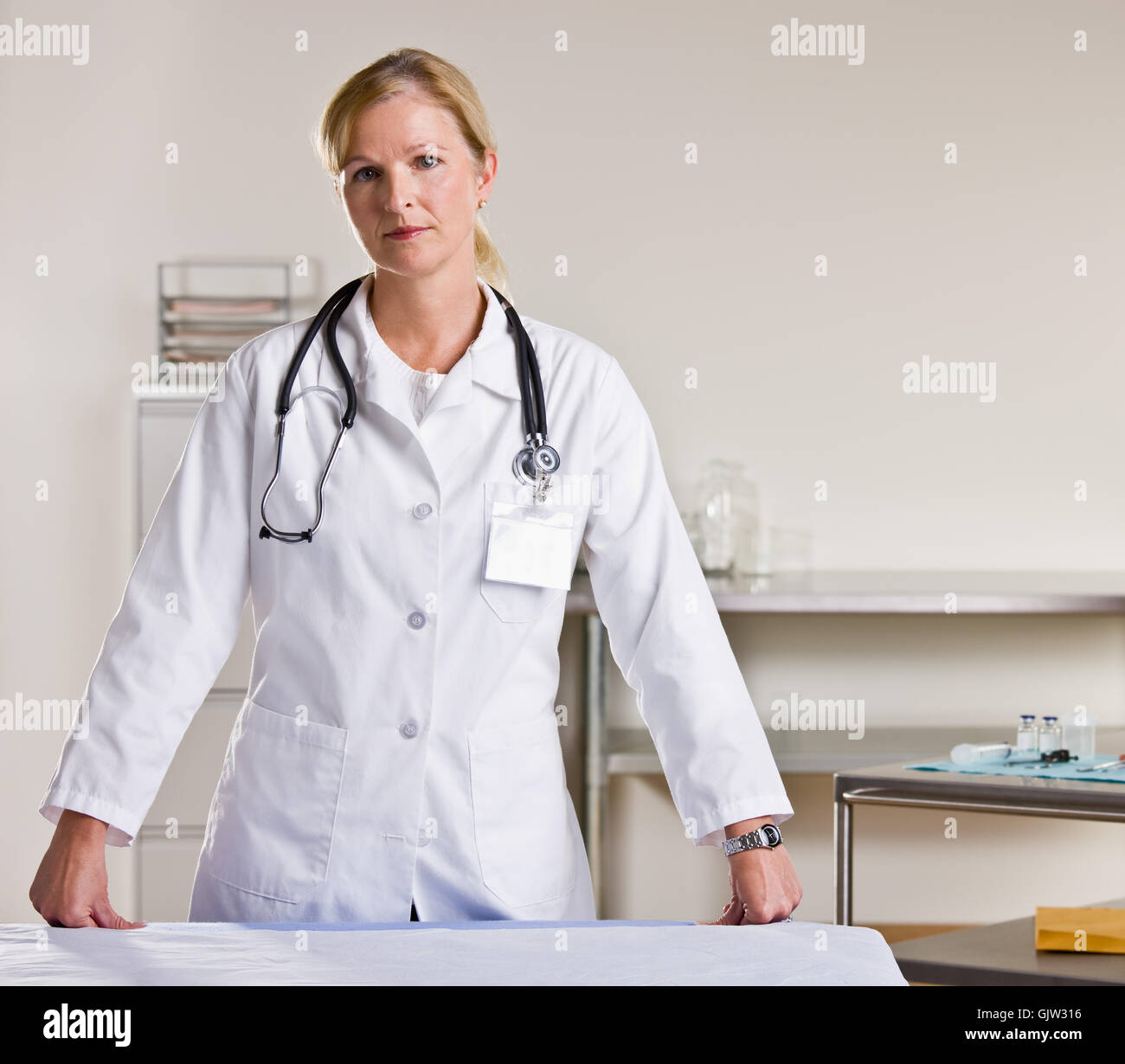 doctor physician medic Stock Photo - Alamy