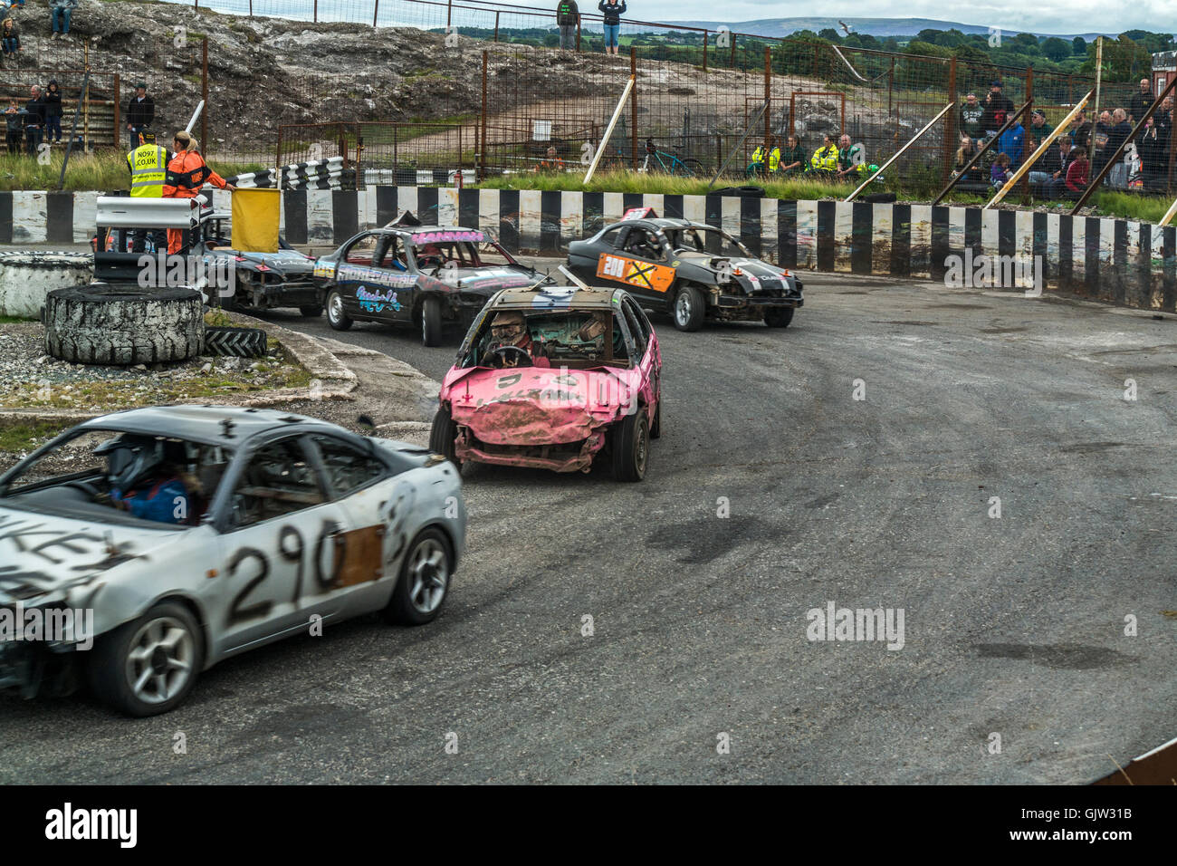 Banger track racing hi-res stock photography and images - Alamy