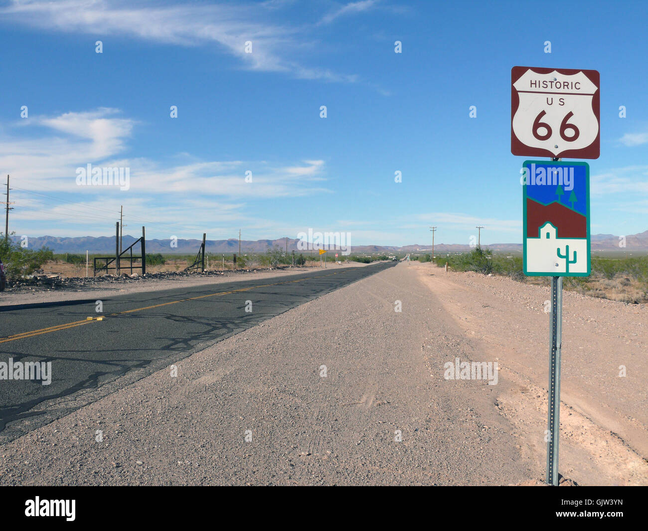 Use hard shoulder sign hi-res stock photography and images - Alamy