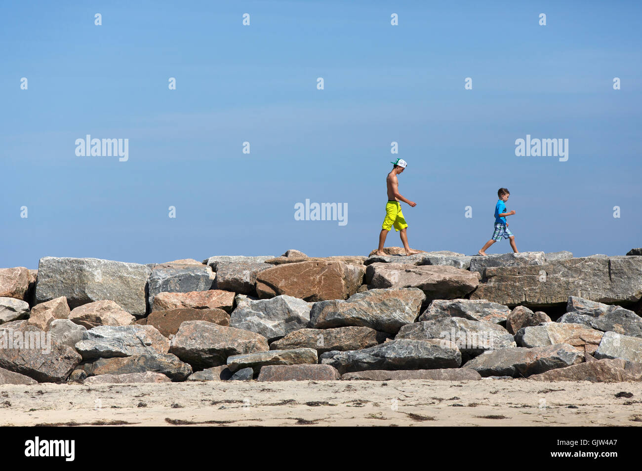 Breakwater beach hi-res stock photography and images - Alamy