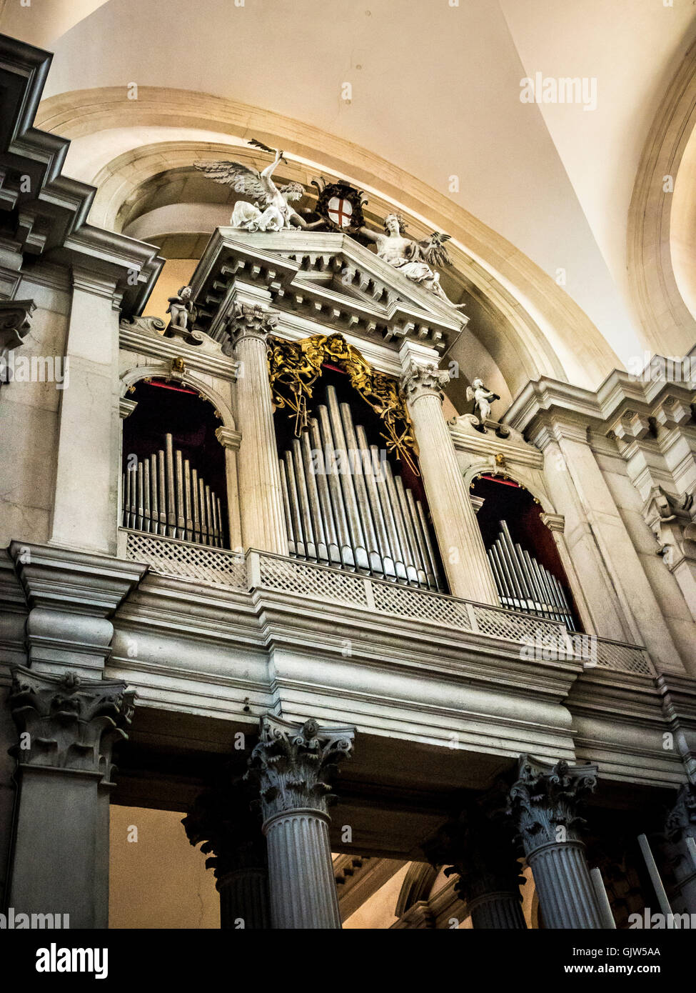Organ loft hi-res stock photography and images - Alamy