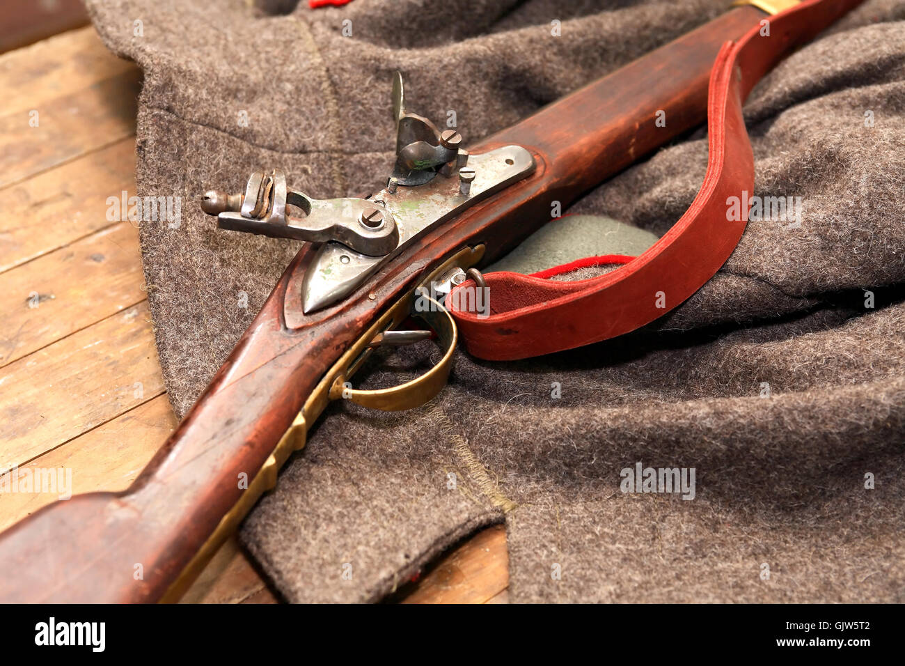 Smooth bore gun hi-res stock photography and images - Alamy