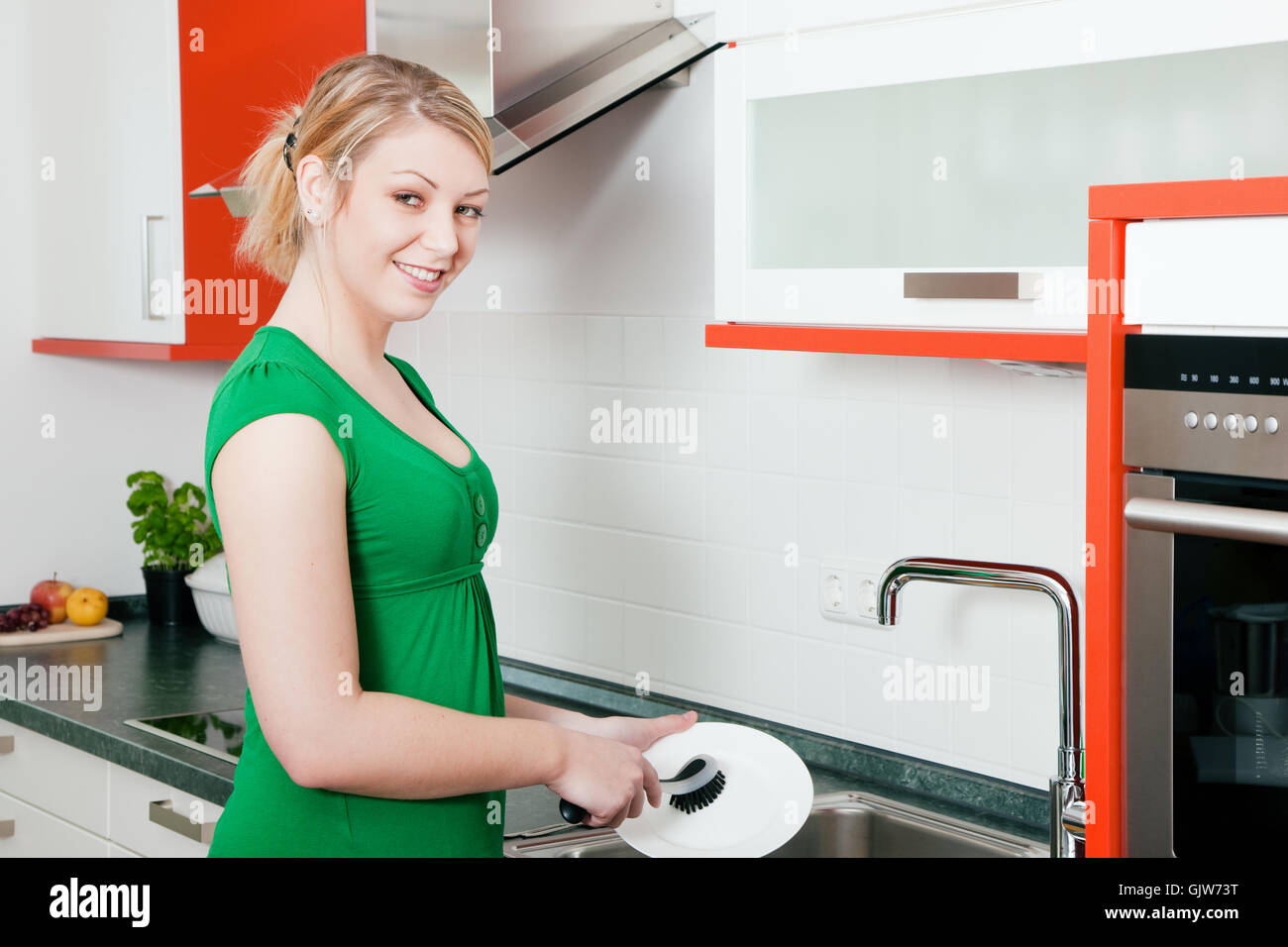 wash rinse kitchen Stock Photo - Alamy