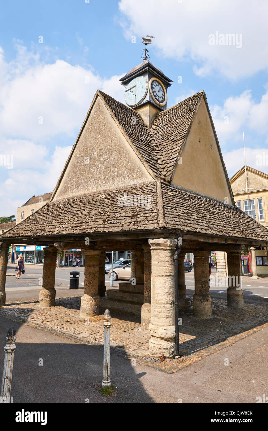 Buttercross Market Square Witney Oxfordshire UK Stock Photo - Alamy