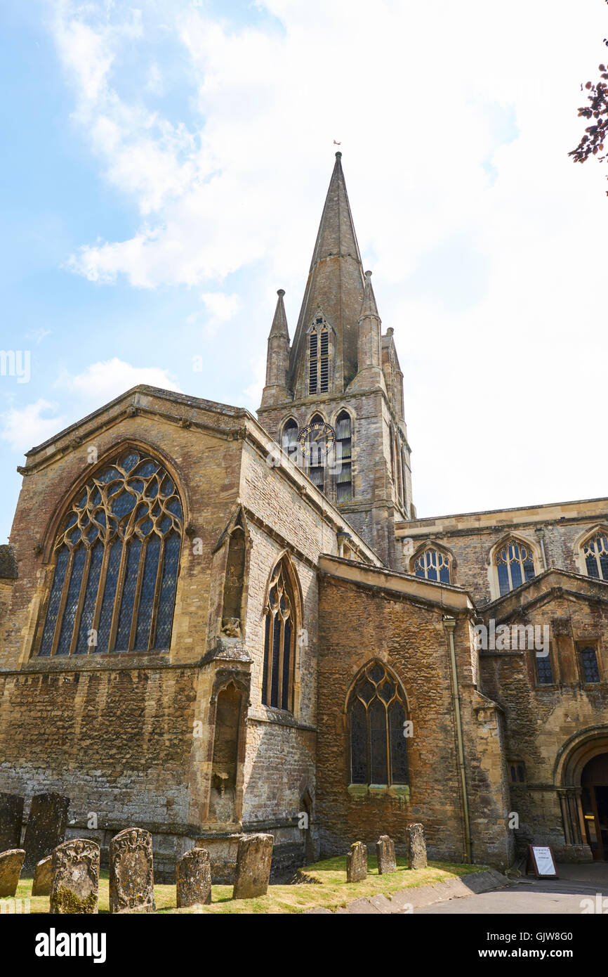 Saint marys parish church hi-res stock photography and images - Alamy