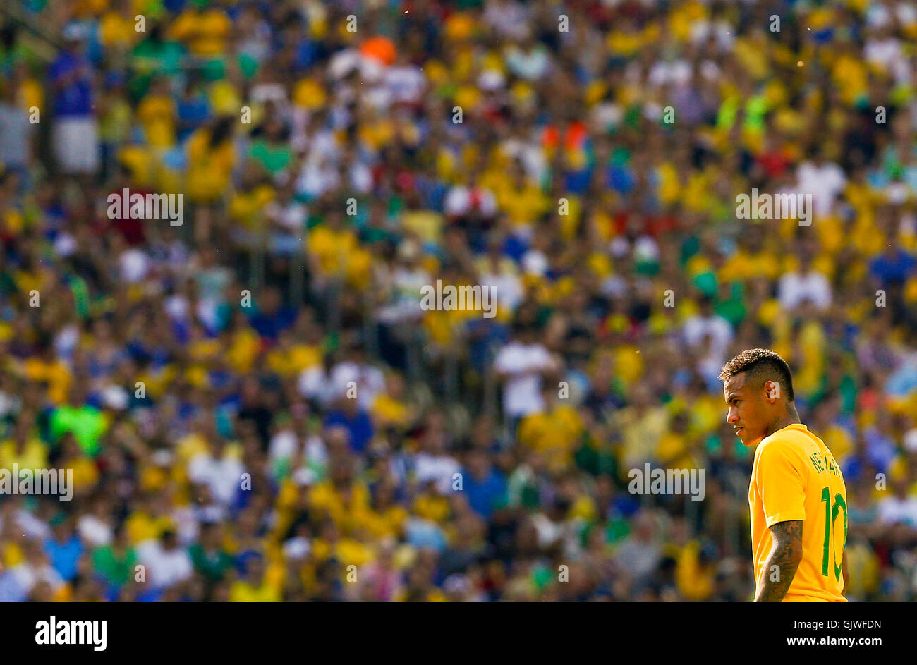 Neymar 2016 olympics hi-res stock photography and images - Alamy