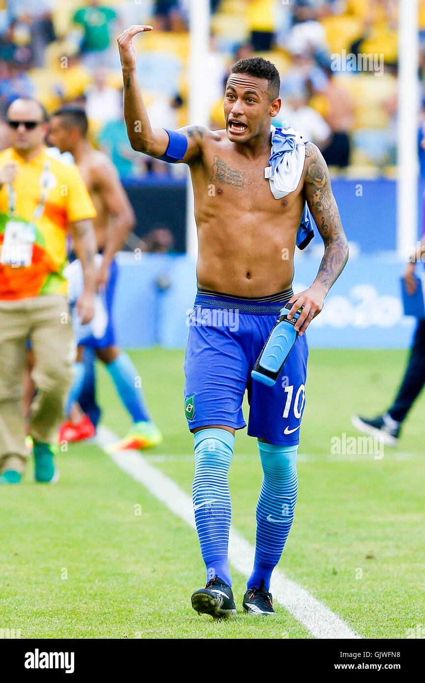 Neymar 2016 olympics hi-res stock photography and images - Alamy
