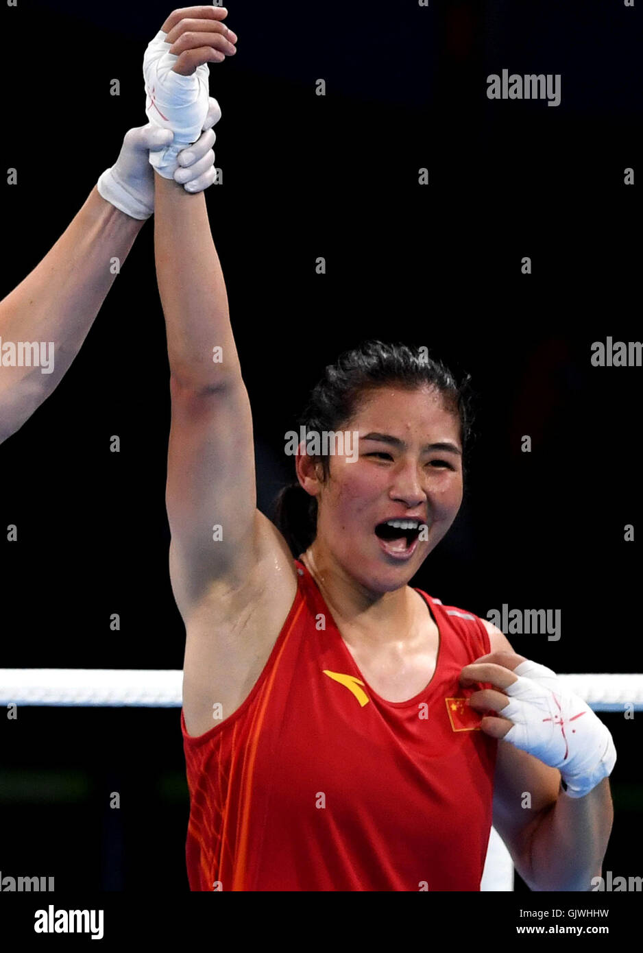 Rio De Janeiro, Brazil. 17th Aug, 2016. China's Li Qian celebrates ...