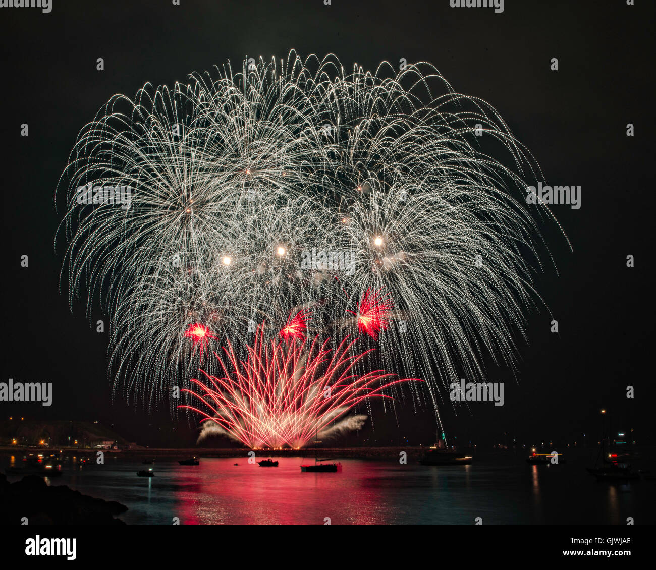 Firework display at British firework Championships in Plymouth, 2016 ...