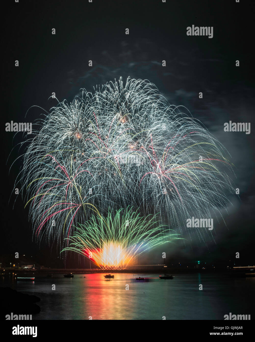 Firework display at British firework Championships in Plymouth, 2016 ...