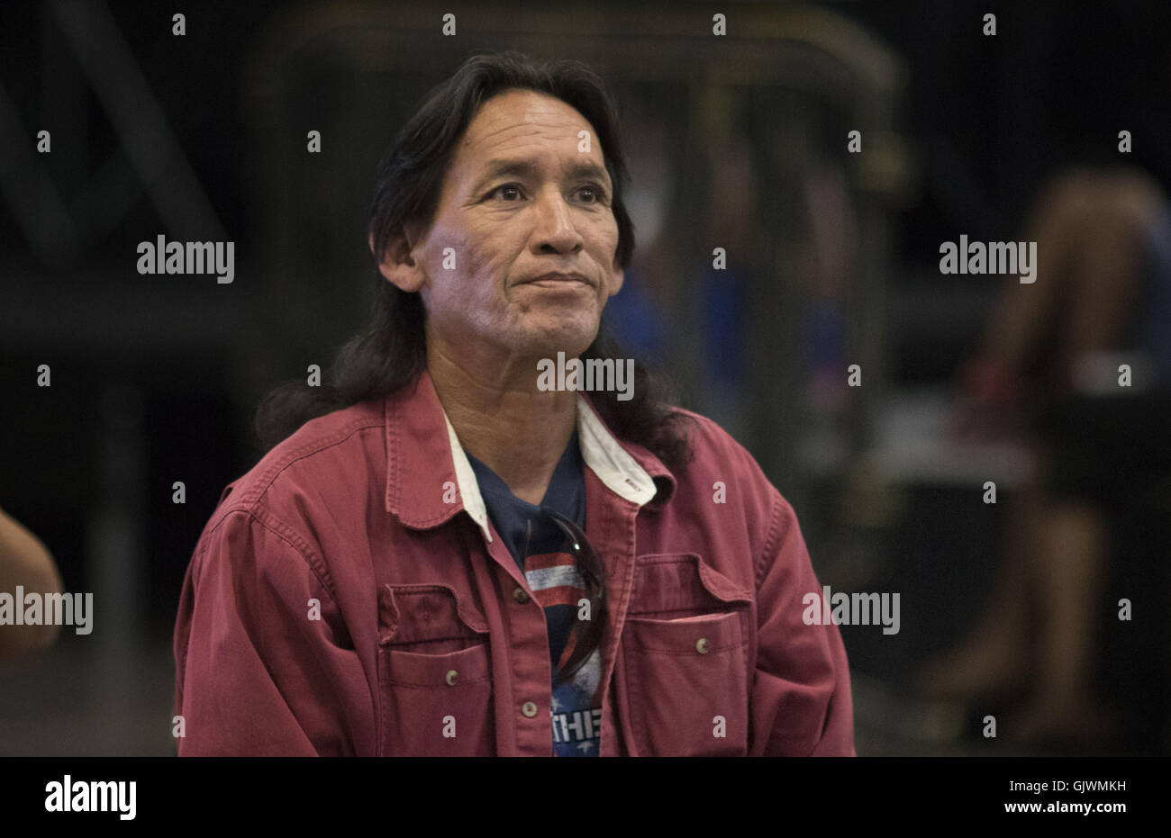 Elgin, Florida, USA. 8th Nov, 2016. A man waits to guess who has the ...