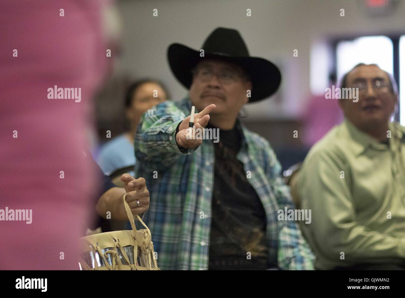 Elgin, Florida, USA. 8th Nov, 2016. A man displays one of his two ...