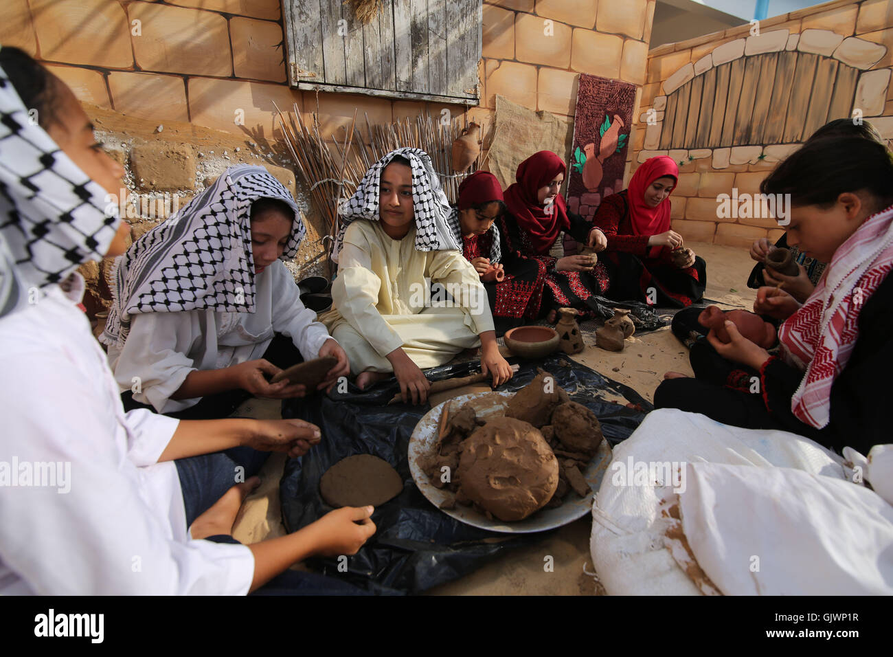 Palestinian culture hi-res stock photography and images - Alamy