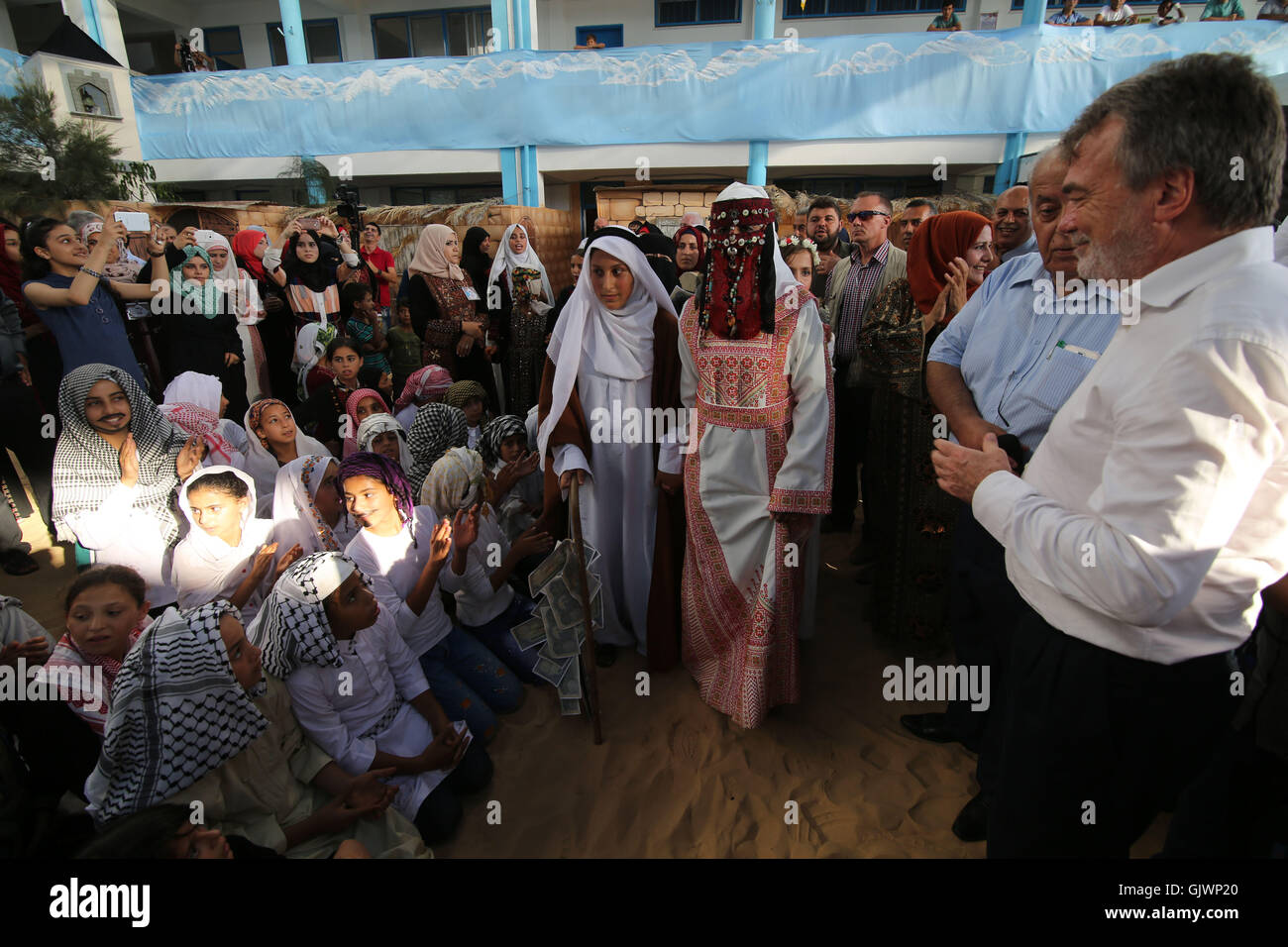 Palestinian culture hi-res stock photography and images - Alamy