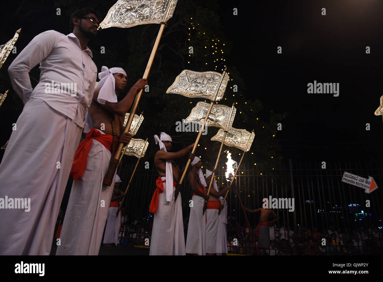 Kandy, Sri Lanka. 17th Aug, 2016. Sri Lankan Kandyan dancers take part ...