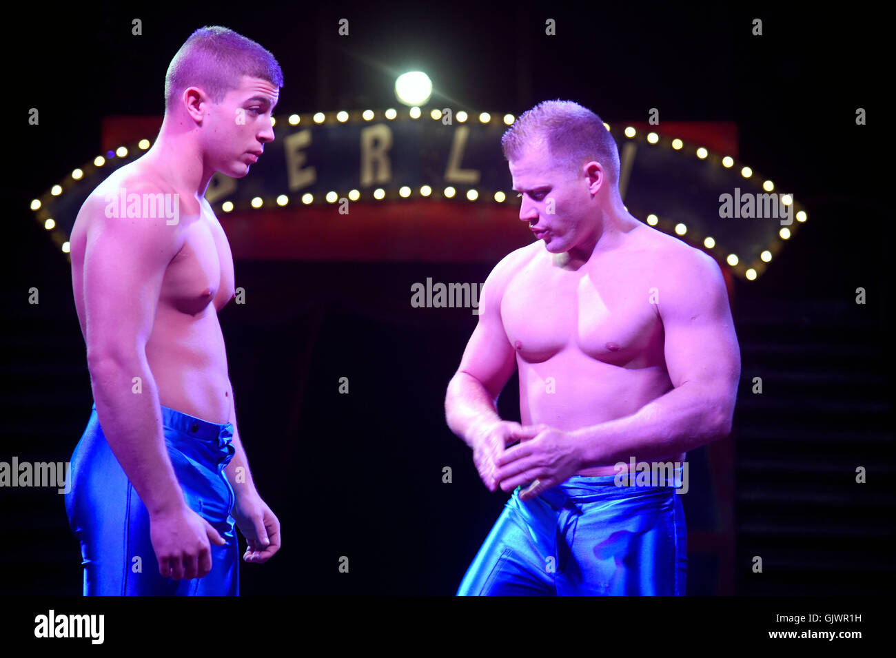 Strong man circus hi-res stock photography and images - Alamy