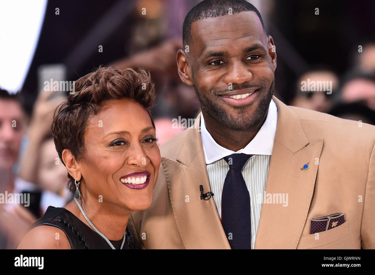New York, NY, USA. 18th Aug, 2016. Robin Roberts, LeBron James, at Good ...